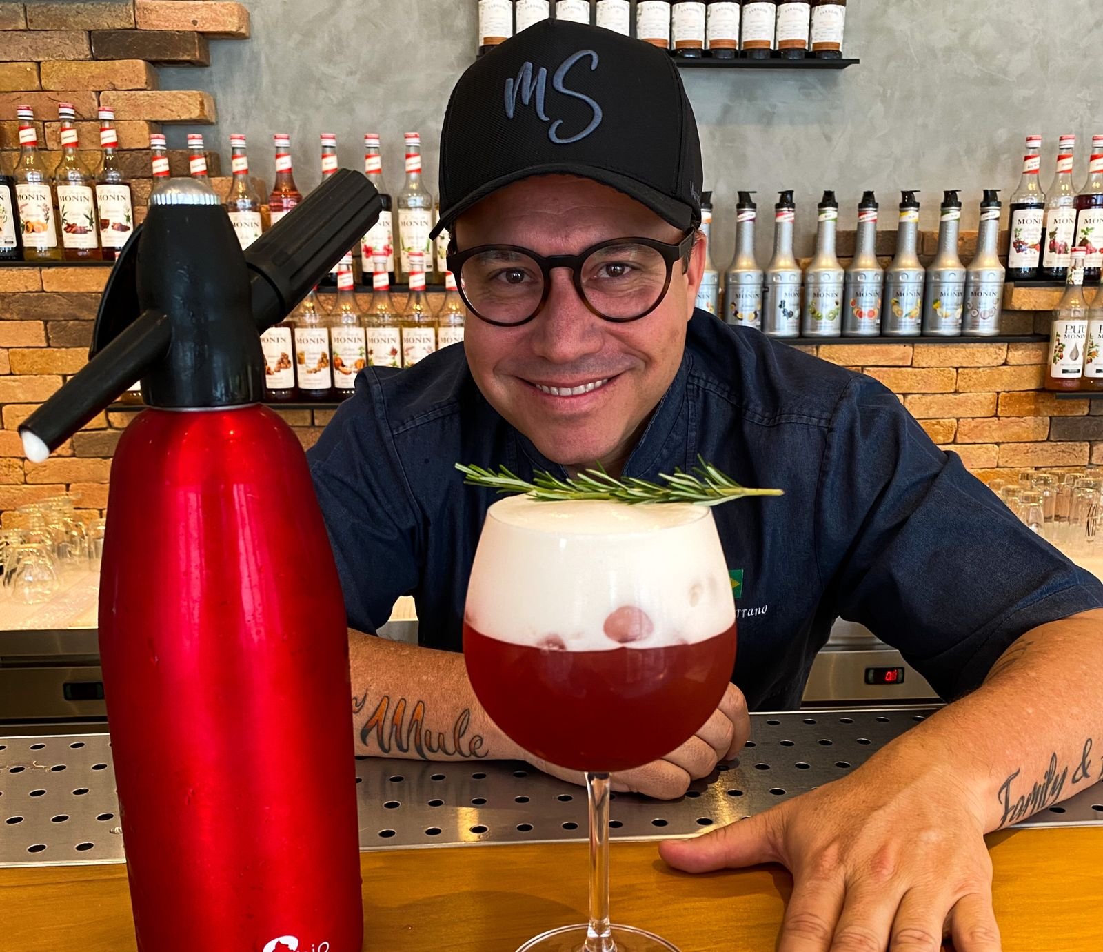 Kwati Club inova com drinks exclusivos criados por Marcelo Serrano para ...